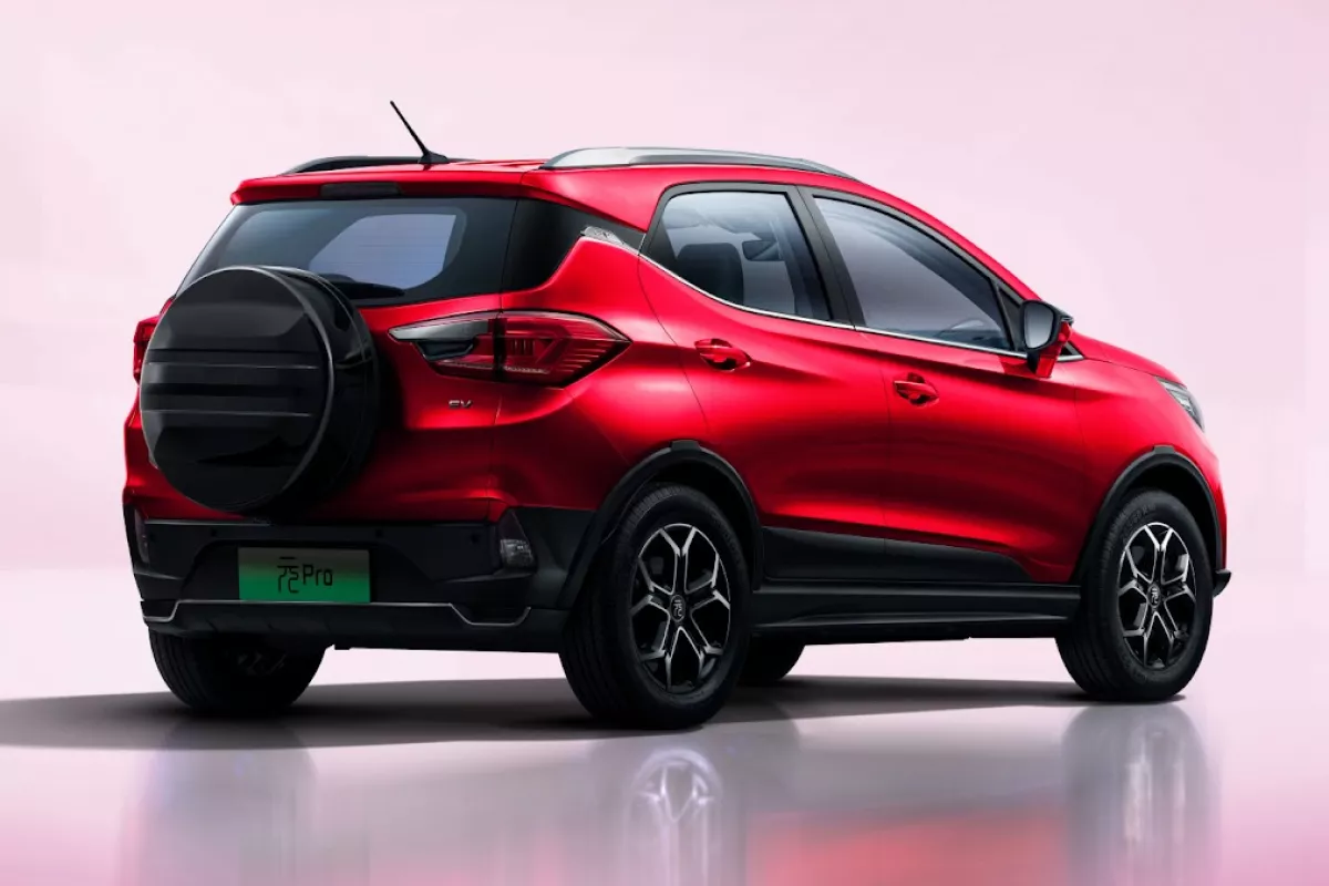 Електромобіль BYD Yuan Pro - ціна від 16 200 $. Купити новий BYD Yuan ...