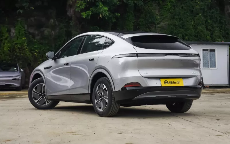 Новый электромобиль X-Peng - купить в Украине, цена от 25 500 ...